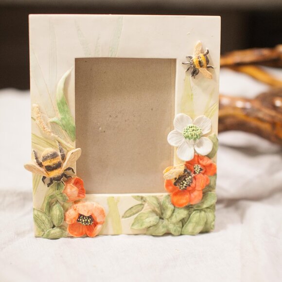 Accents | Bumblebee Poppy Flower Picture Frame | Poshmark